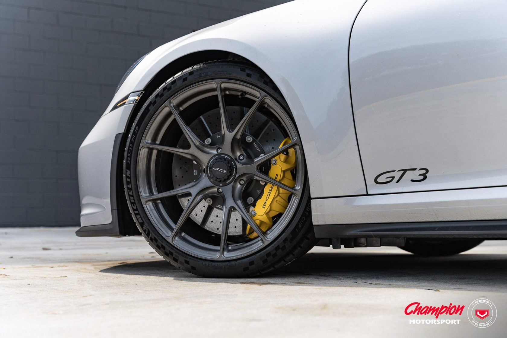 GT Silver Metallic Porsche 992 GT3 - Champion x Vossen Series RS74 ...