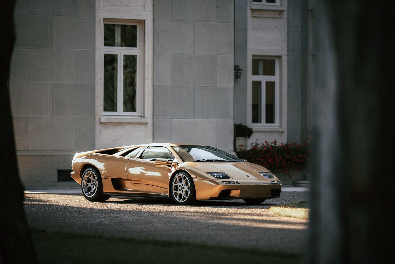Diablo: the legendary Lamborghini V12, defining super sports cars in ...