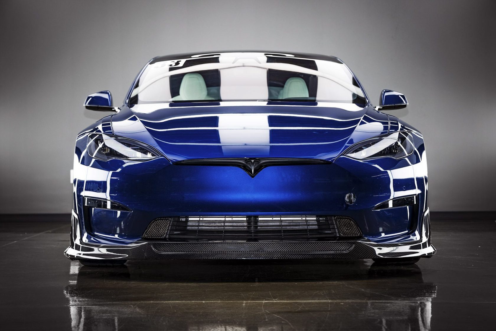 Deep Blue Metallic Tesla Model S Plaid - Unplugged Performance Brakes ...